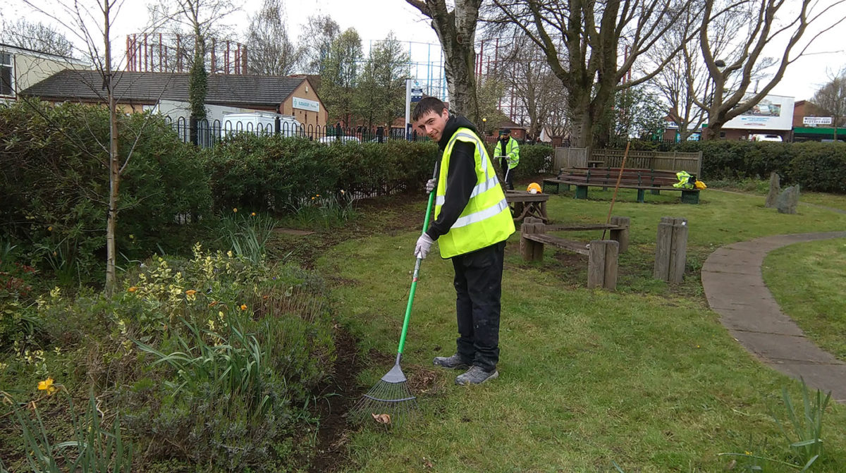 Apprentices help garden clean up at Nechells POD | McDermotts